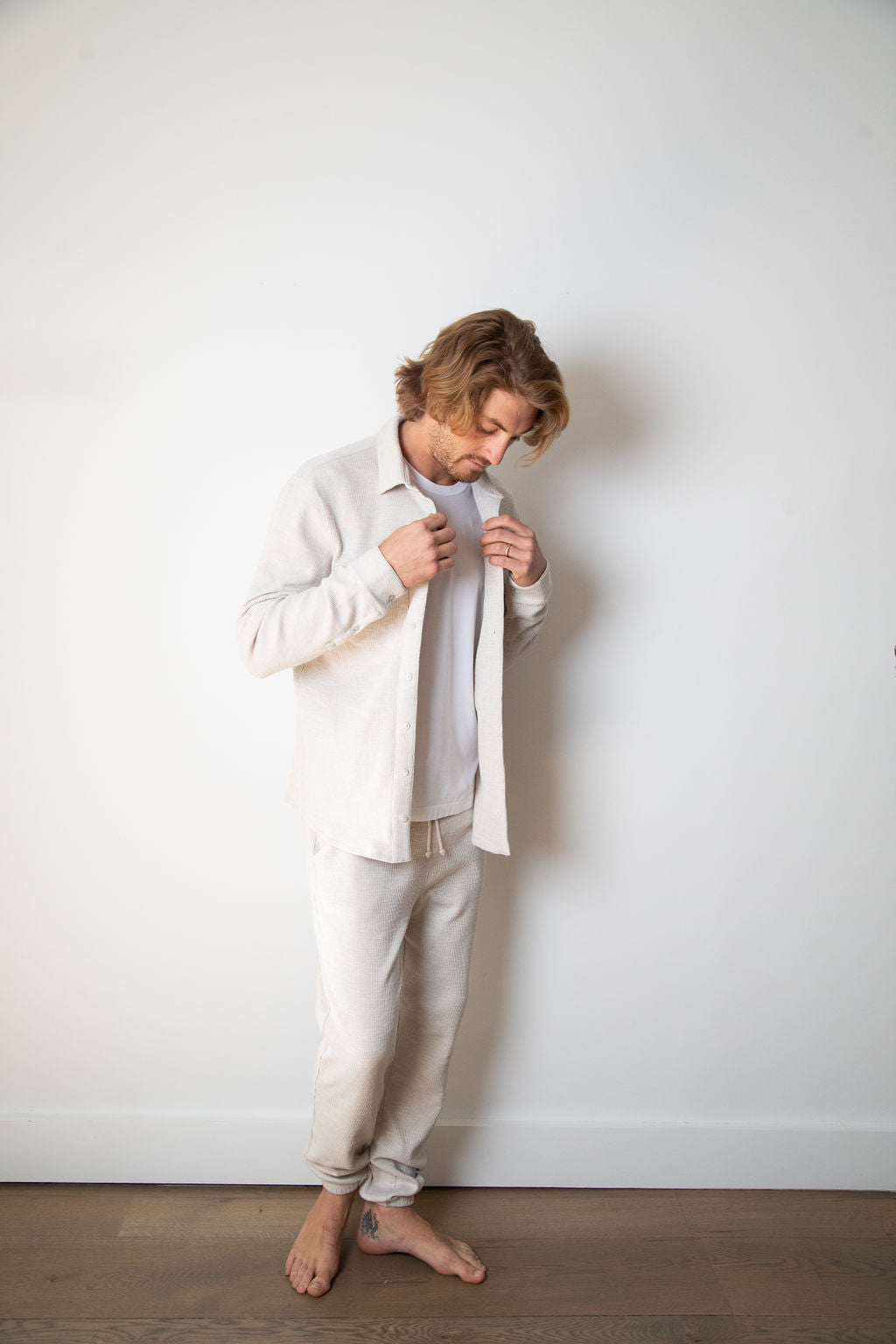 JOEL SHIRT | Sand – Leonard Frisbie