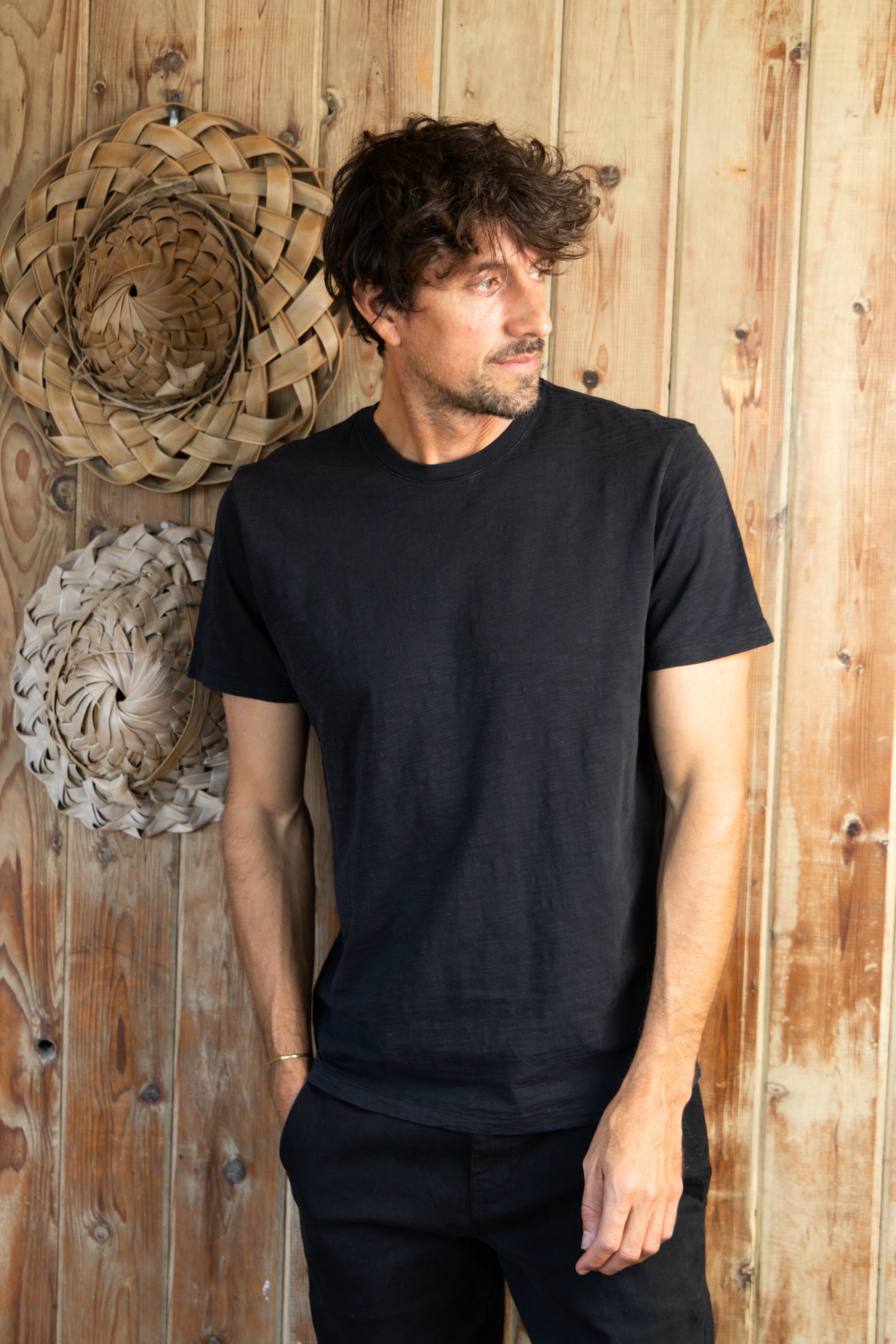 Quinn Crew Neck I Black – Leonard Frisbie