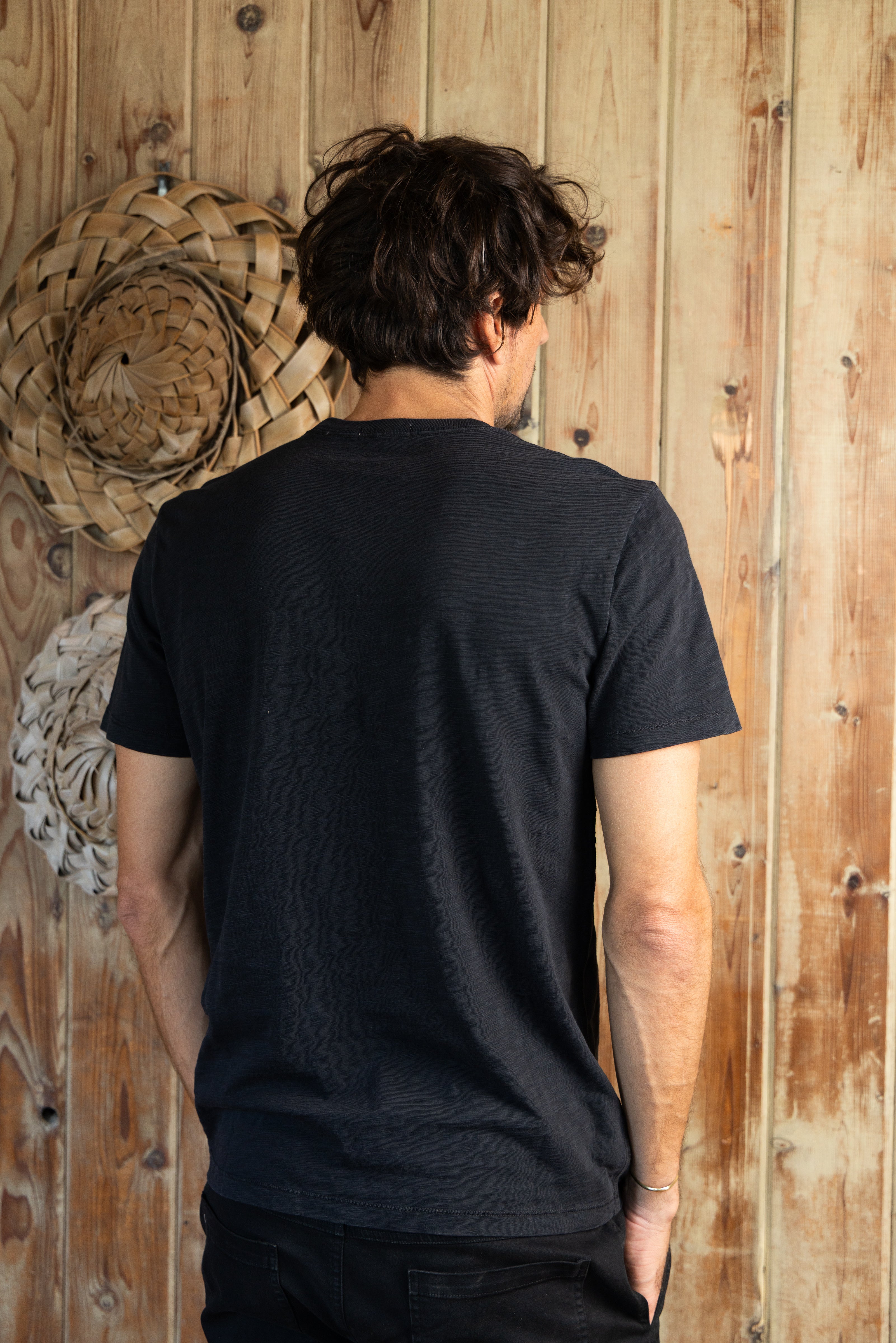 Quinn Crew Neck I Black – Leonard Frisbie
