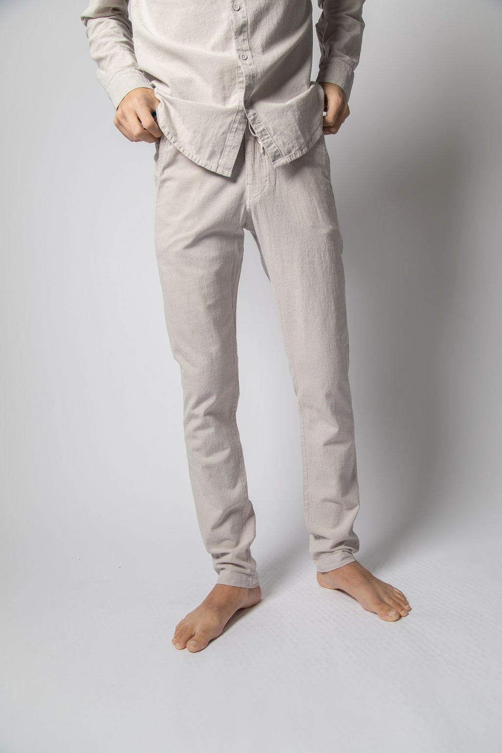 HENRY PANT | Sand – Leonard Frisbie